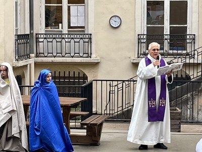 Entrée dans l'Avent — Ecole du Sacré Coeur